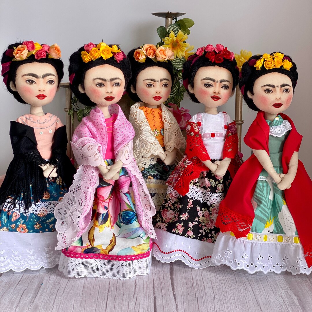 Art Doll Frida Kahlo sold Out ONLY COMMISSIONS, Frida Kahlo Doll, Frida ...