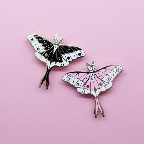 Luna Moth Enamel Pin - Etsy