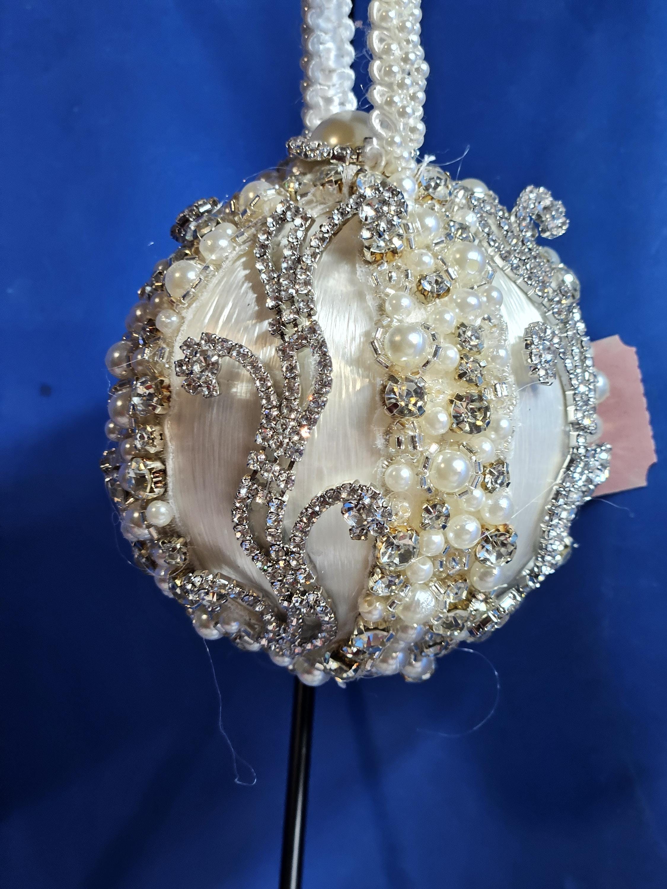 A Pearl and Rhinestone Trellis Support Delicate Rhinestone Vines ...