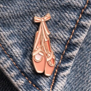 Pointe Shoes Enamel Pin - Ballet Slippers Brooch - Classical Dance ...