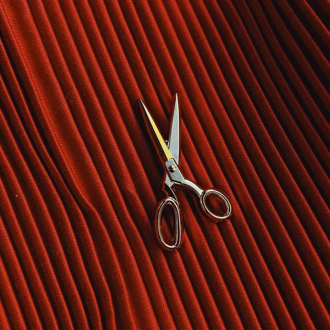 Golden Scissors Enamel Pin Scissors Lapel Pin Hairdresser - Etsy