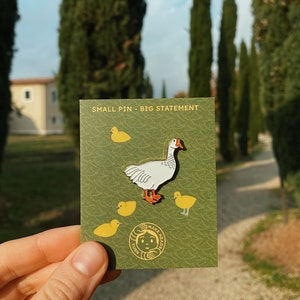 Goose Pin - Cute Enamel Pin - Animal Lover Pin Badge - Nature Lapel Pin ...
