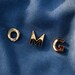 Golden Letter O Enamel Pin Alphabet Lapel Pin Gold Letter Pin Initial ...