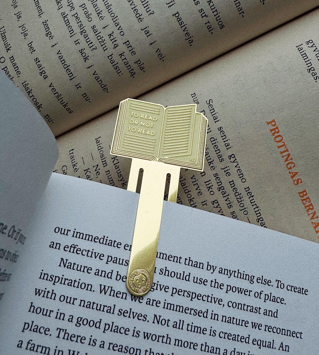 Enamel Bookmark to Read or Not to Read - William Shakespeare Bookmark ...