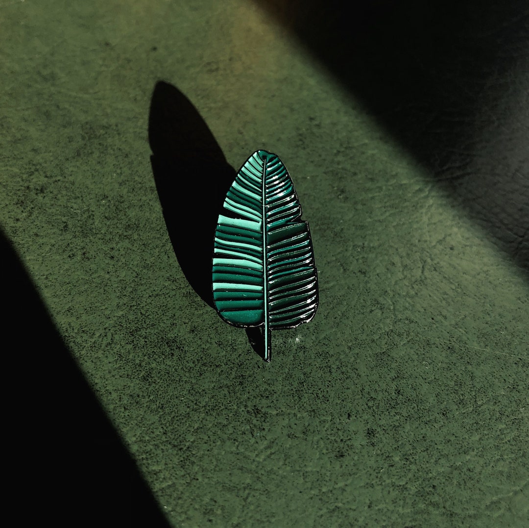 Palm Leaf Enamel Pin Plant Lapel Pin Leaf Pin Banana - Etsy