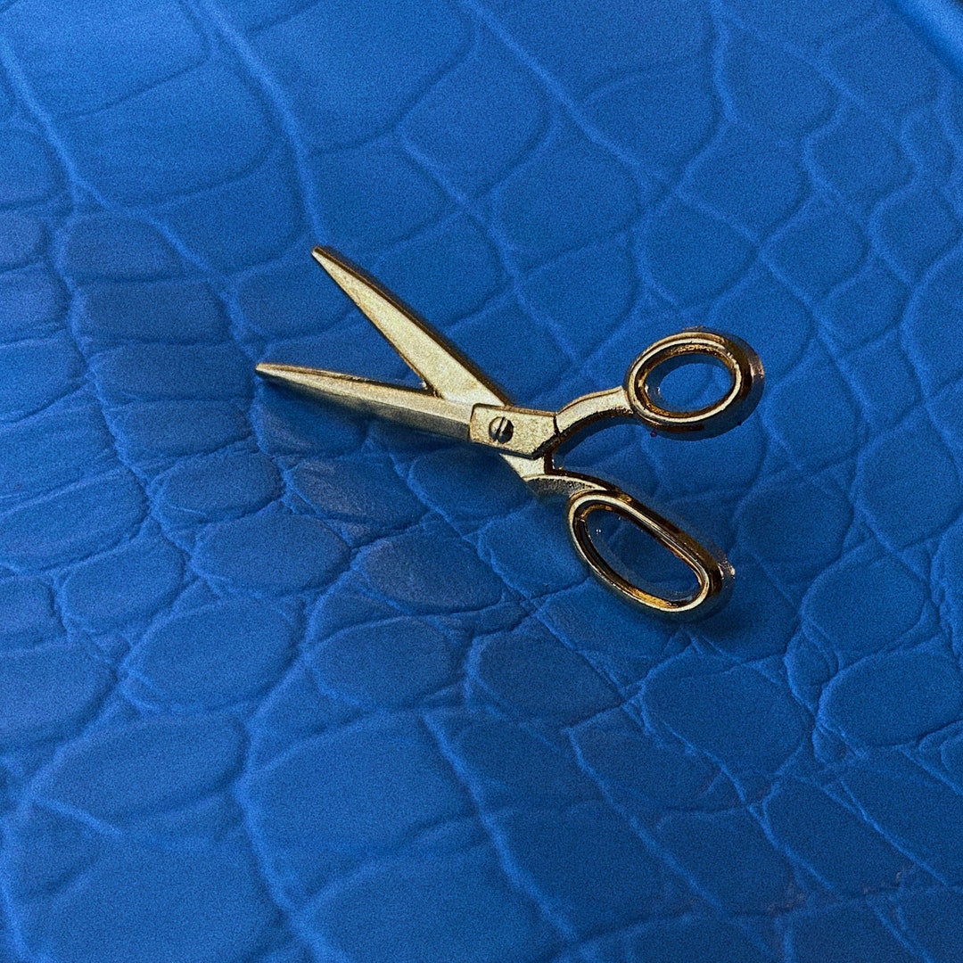 Golden Scissors Enamel Pin Scissors Lapel Pin Hairdresser Pin ...