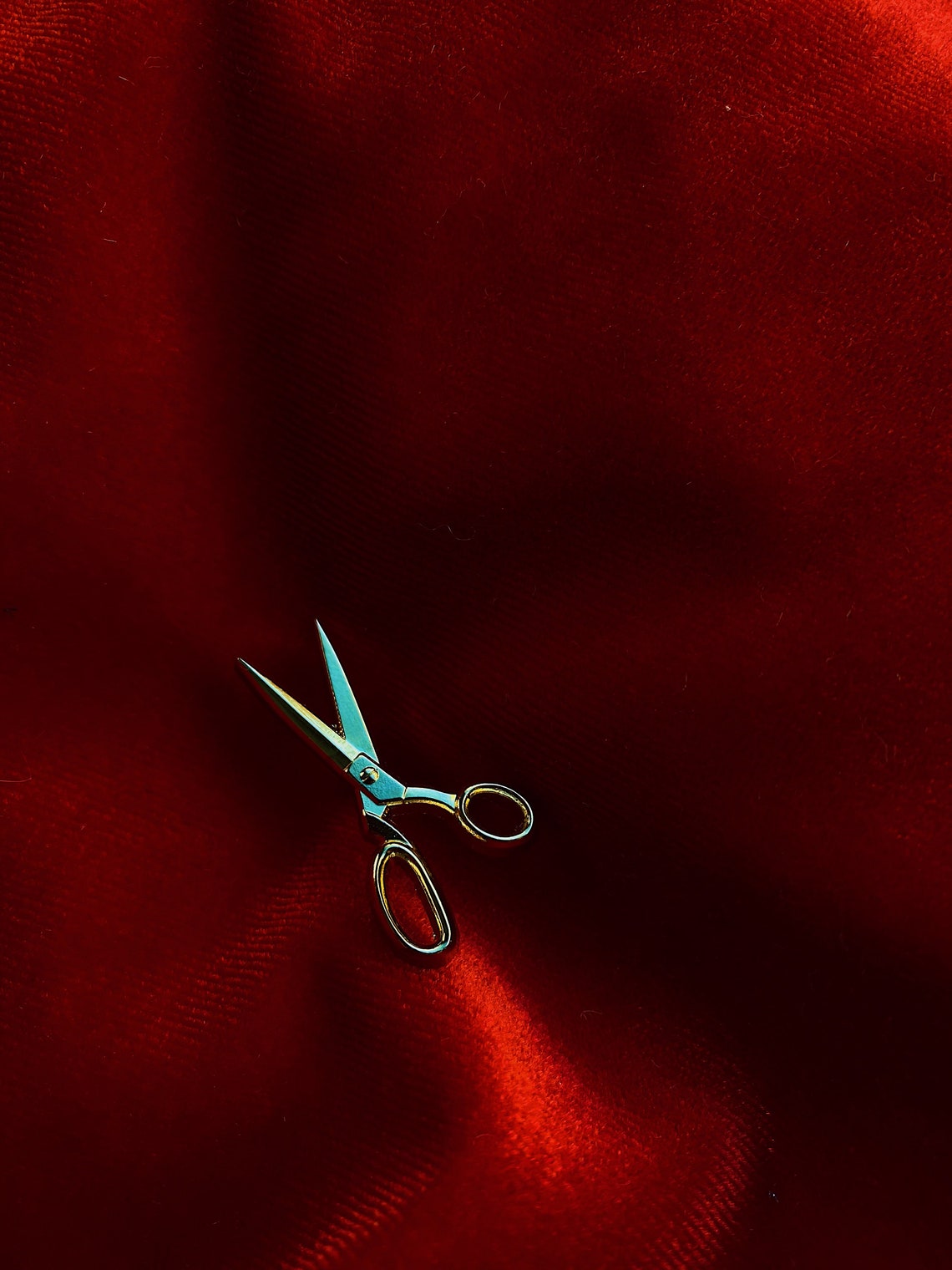 Golden Scissors Enamel Pin Scissors Lapel Pin Hairdresser - Etsy