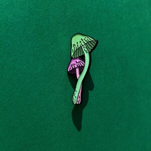 Magic Mushroom Enamel Pin - Glow in a Dark Mushroom Pin - Trippy Lapel ...