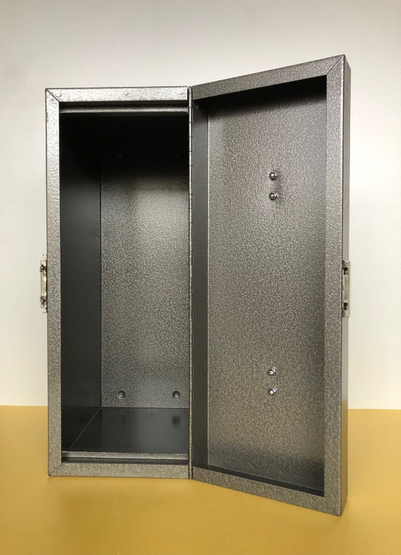 VINTAGE69 - Metal case - 1980 - Metal Storage Box - Gem