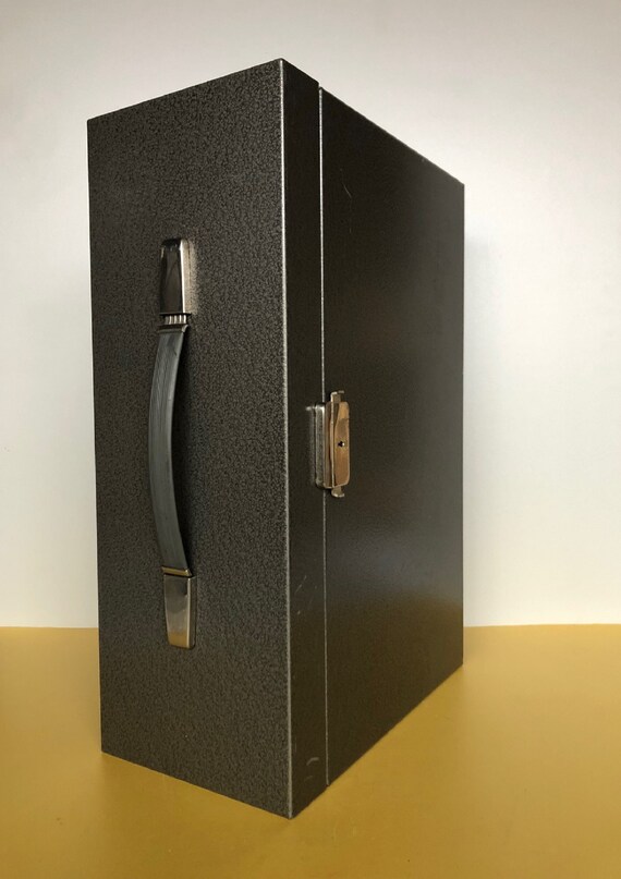 VINTAGE69 - Metal case - 1980 - Metal Storage Box - Gem