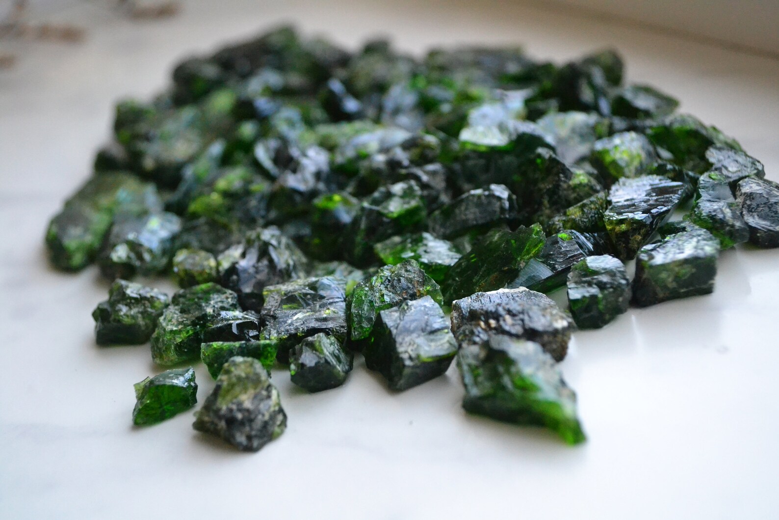 Rough Chrome Diopside Raw Chrome Diopside Green Crystals - Etsy