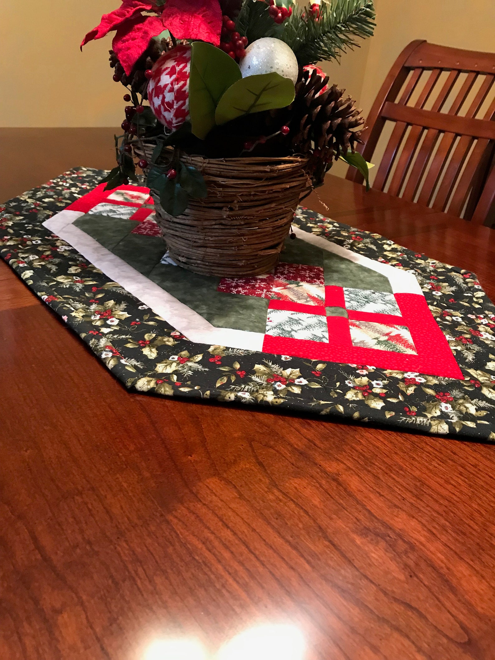 Christmas Tree Table Topper - Etsy