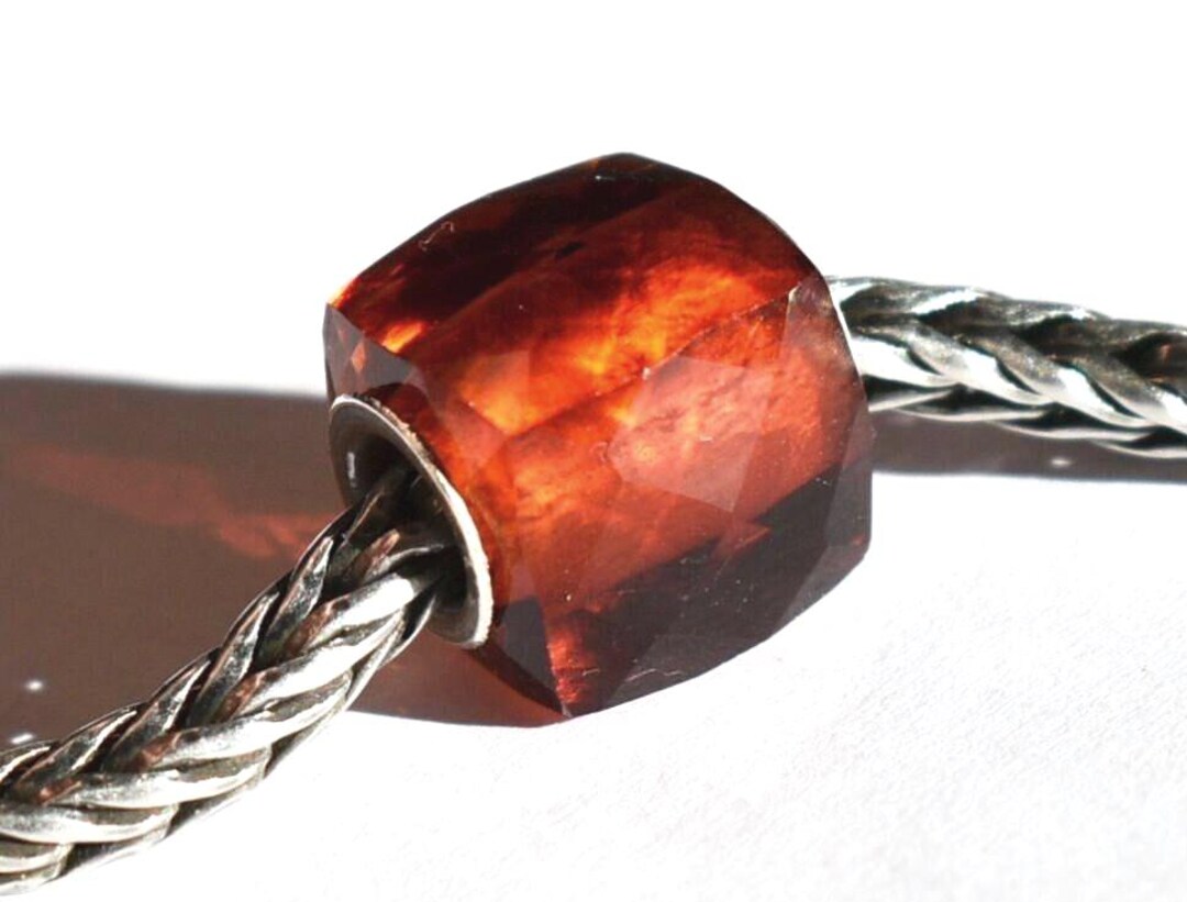 Garnet Hydro Quartz - Faceted Cube Semi-precious Gemstone Bead 11.8mm ...