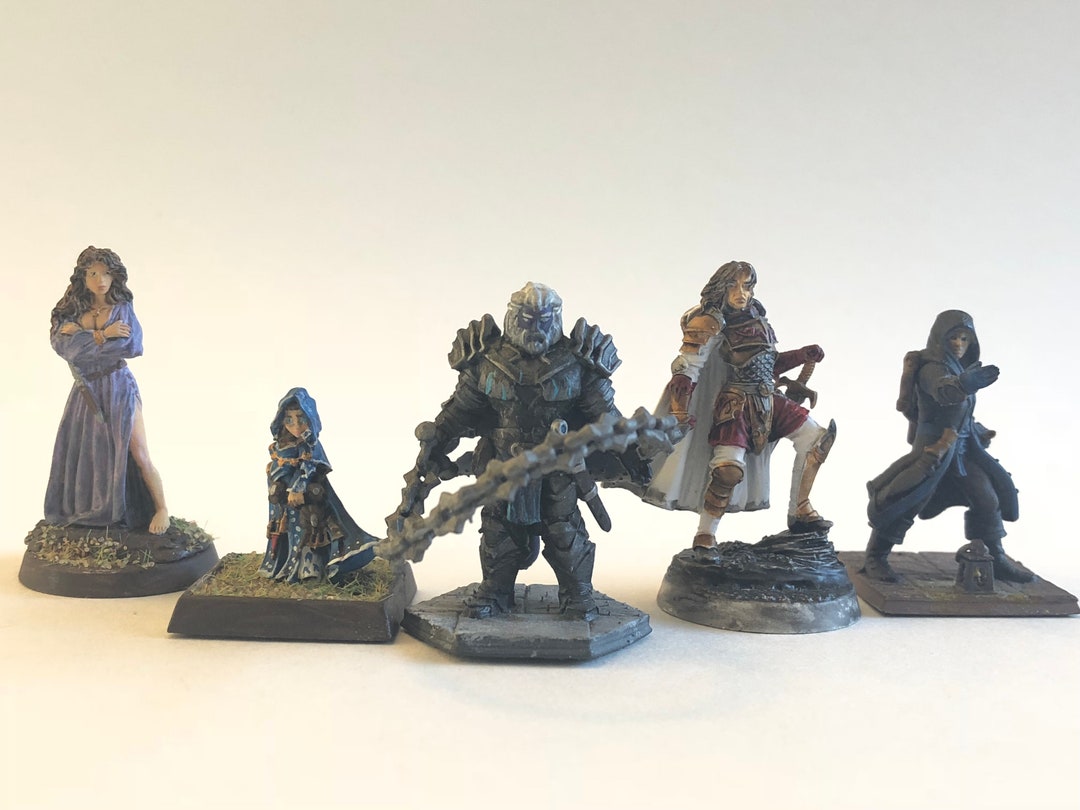 Hand-painted Miniatures Medium Commissioned Fantasy Role Playing Mini ...