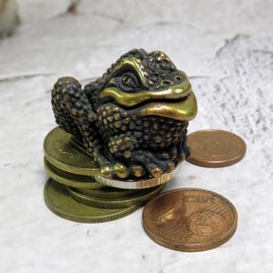 Tiny Casket "frog", Miniature Designer Bronze Box, Funny Fengshui Money ...