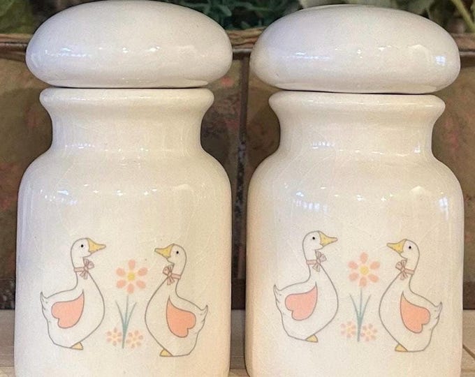 White Ceramic Goose Salt and Pepper Spice Jar Set From 90’s With Lid ...