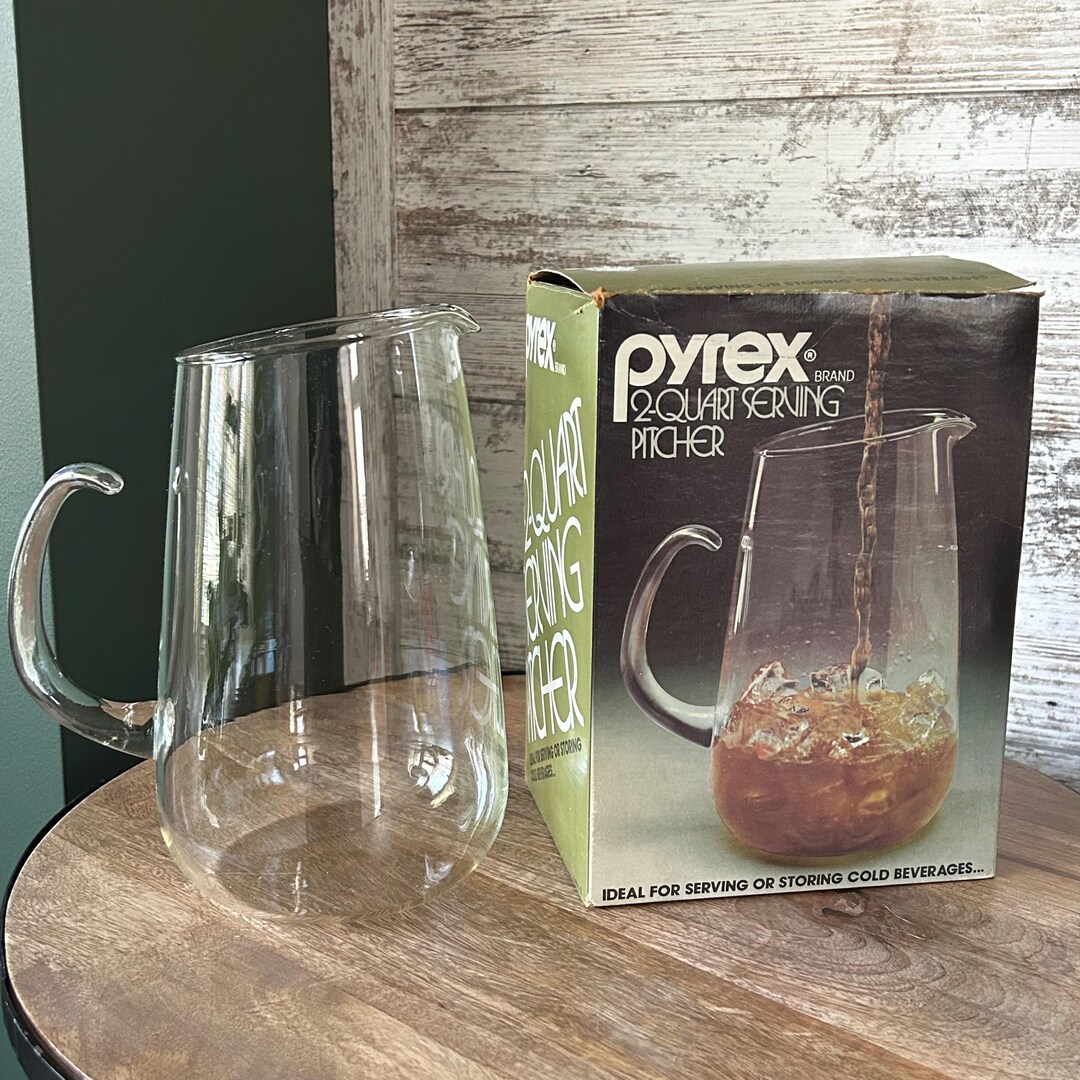 Vintage Pyrex Pitcher Clear Glass Reverse Open Handle Serving Carafe 2 ...