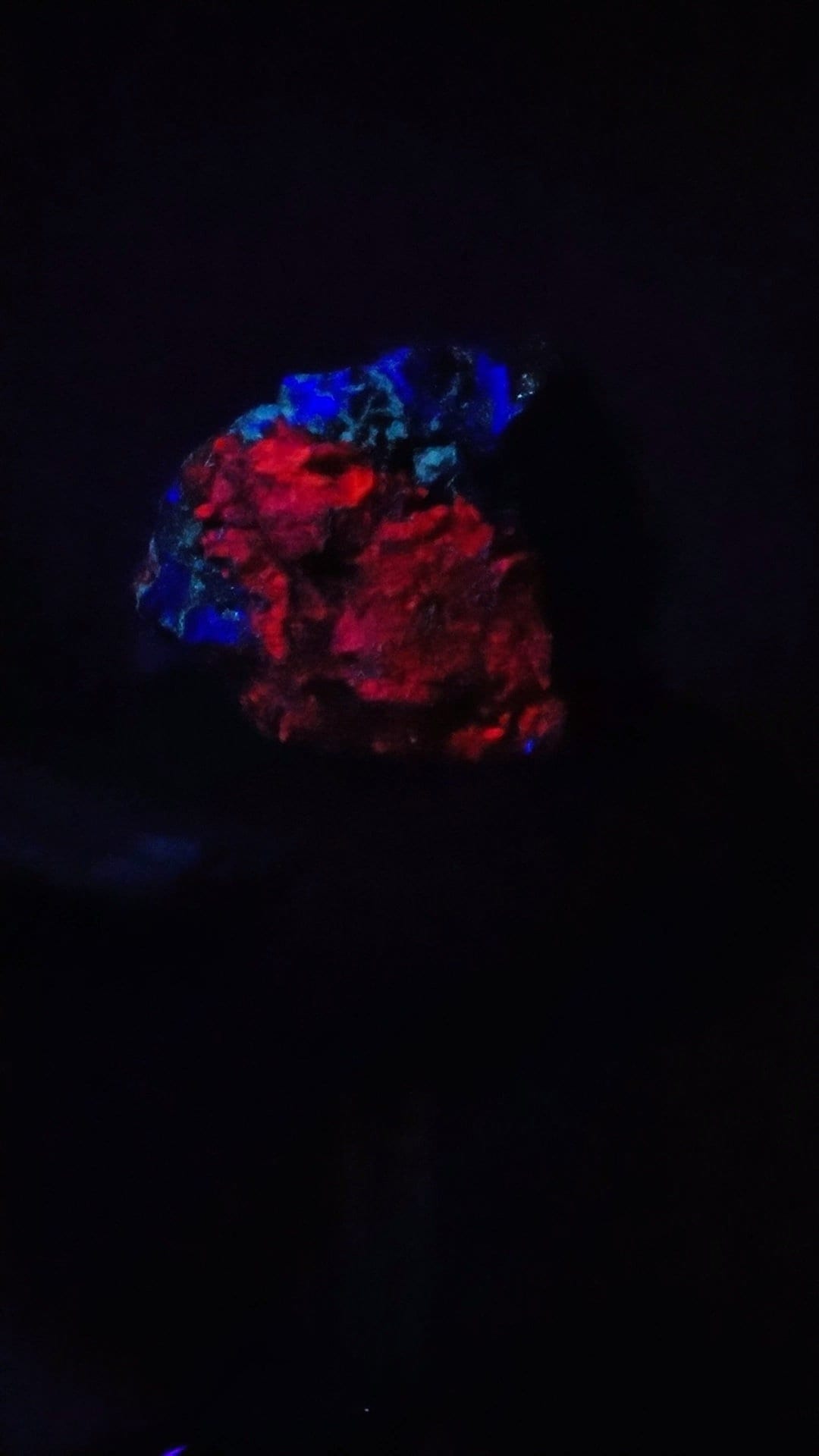 Tricolor Fluorescent Rock We Call "sparkles the Museum Piece" - Etsy