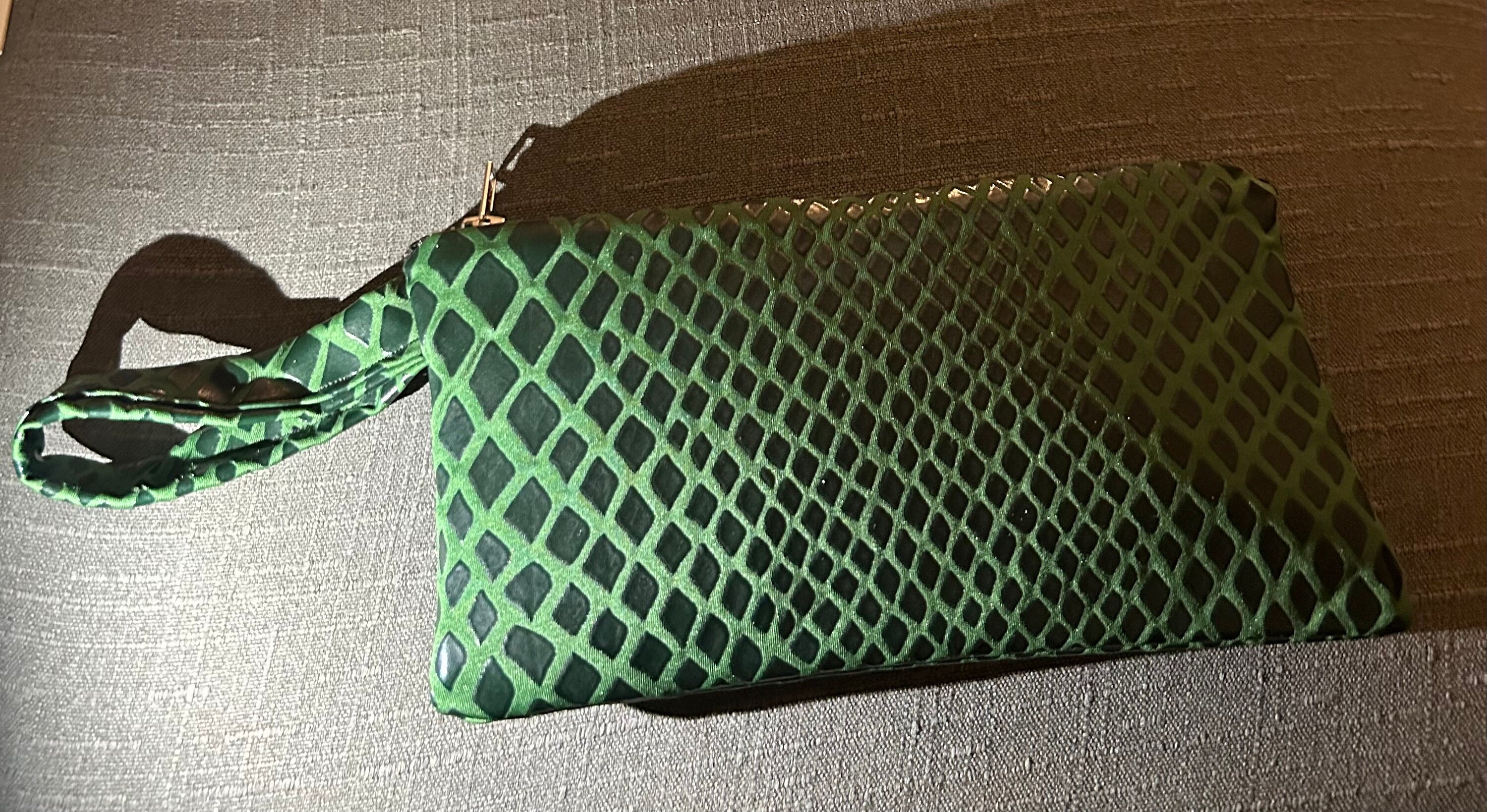 Large Beautiful Python Rubber Texture Green/black Vinyl Handbag Large ...