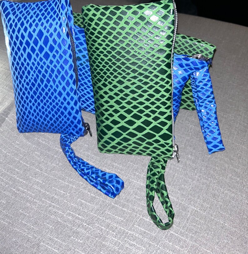 Large Beautiful Python Rubber Texture Green/black Vinyl Handbag Large ...