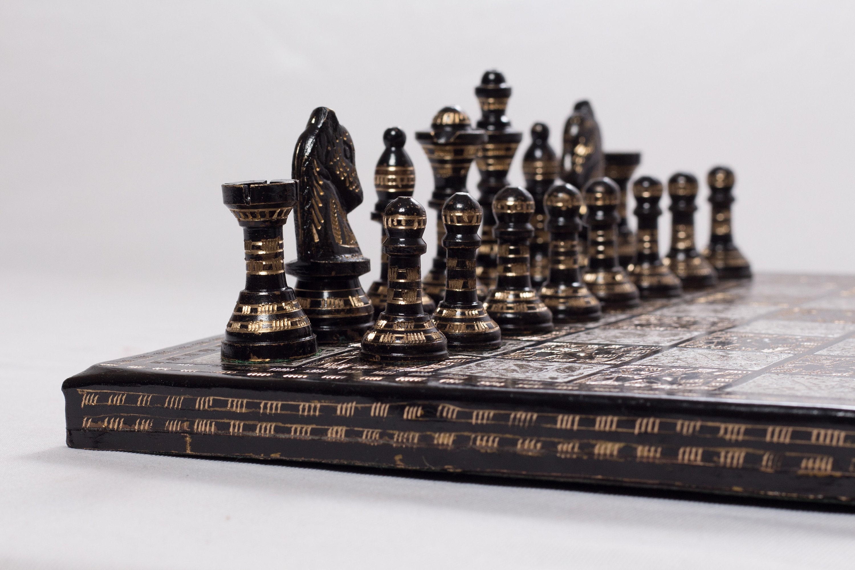Avon Chess Set for sale | Only 3 left at -60%