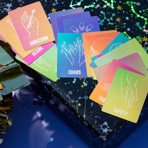 Greater Hand Oracle Cards; a Tarot Companion Deck - Etsy