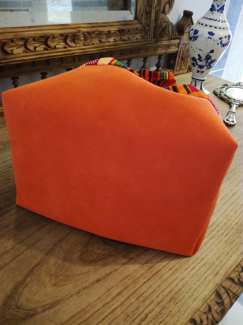 Pochette Cuir Et Tissu Wax Sac Boule Pochette Lingerie Etsy