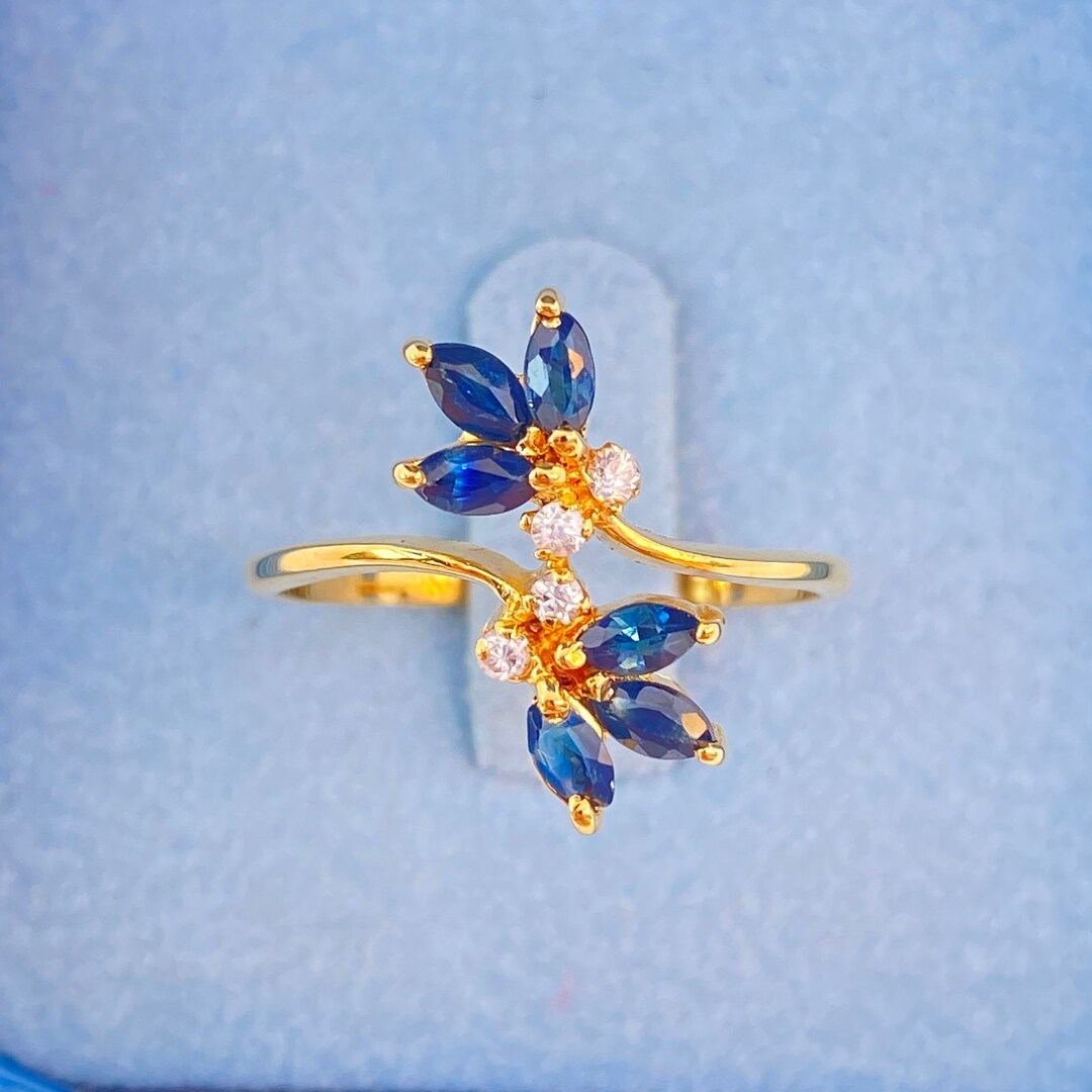 Natural Blue Sapphire ~ Beautiful Sapphire Ring ~ Sapphire Jewelry ...