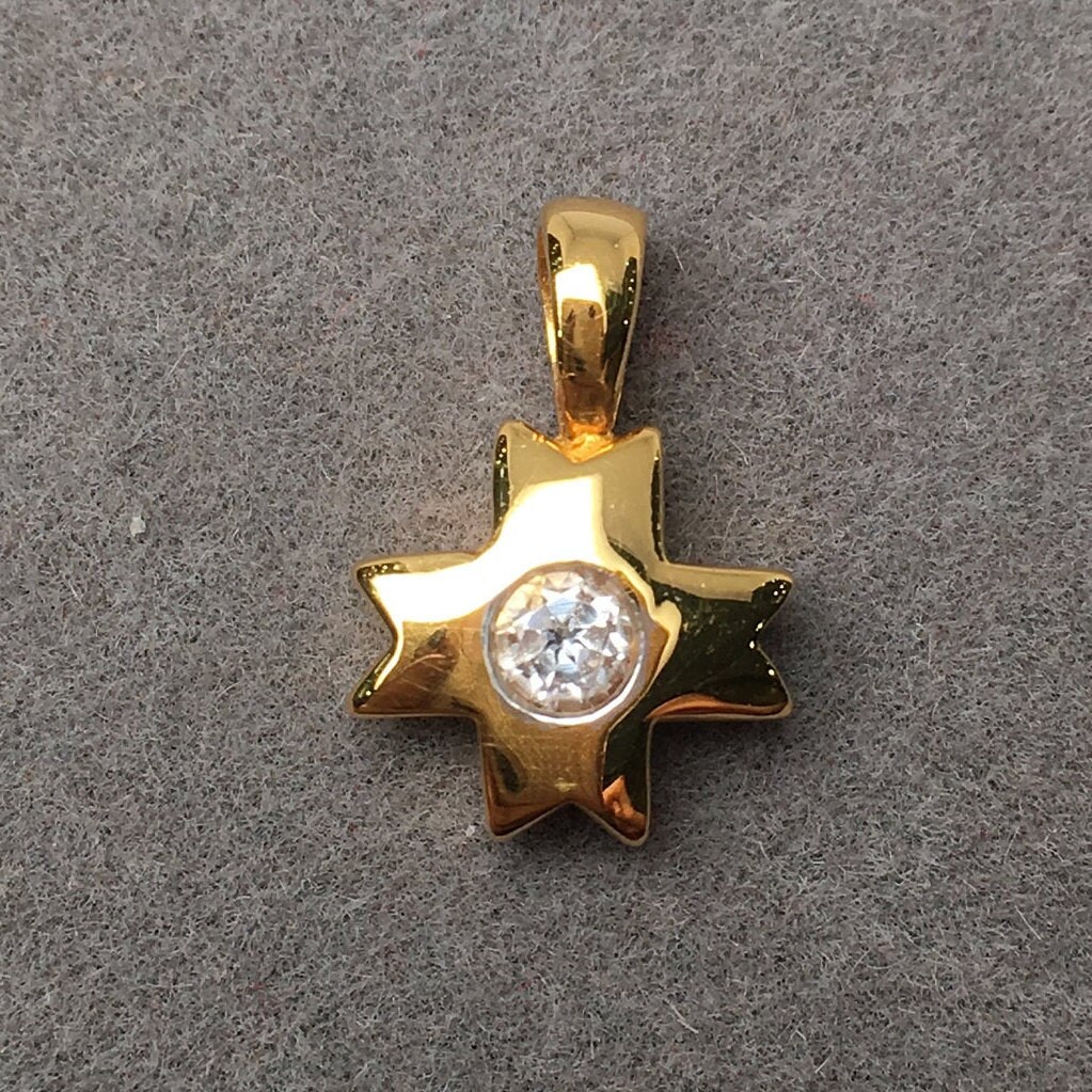 Gold Pendant ~good Luck Charm Gold Pendant ~18K Gold and Natural ...