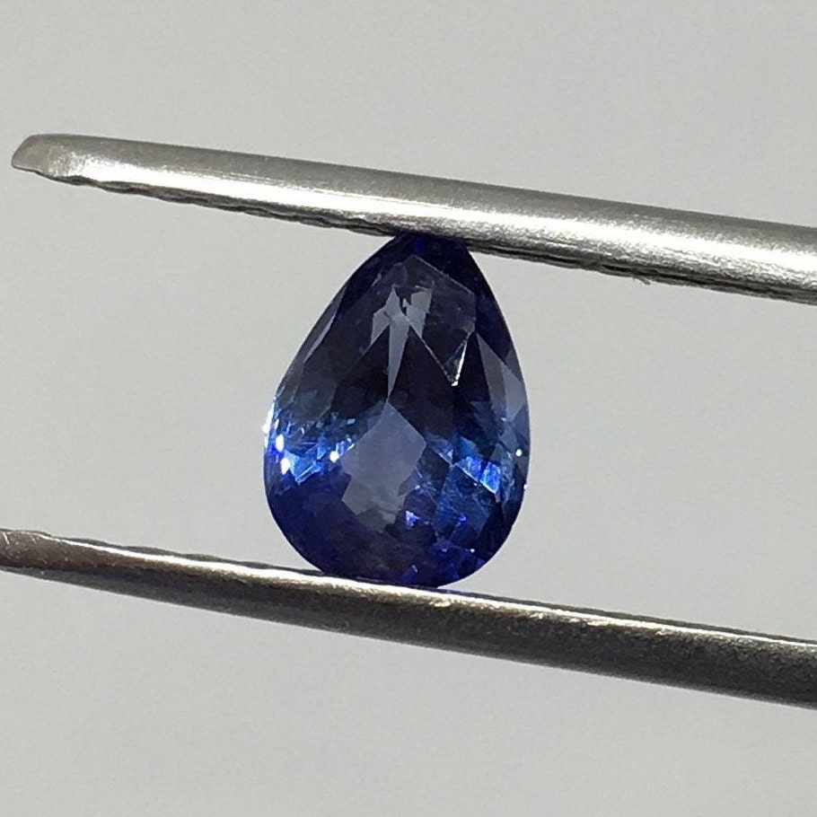 Natural Blue Sapphire 1.02 Ct Natural Pear Shaped Bright Blue Sapphire ...
