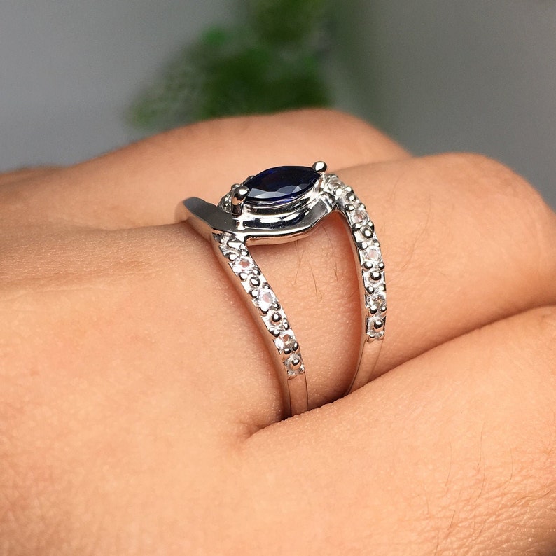 Natural Blue Sapphire ~ Beautiful Sapphire Ring ~ Sapphire Jewelry ...