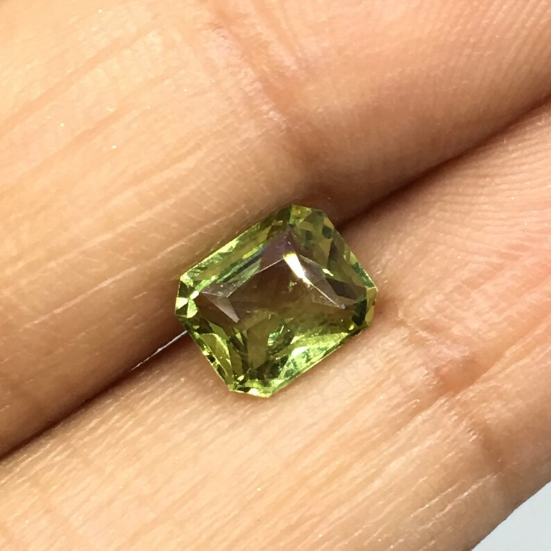 Green Sapphire Natural ~1.04 Ct Bright Green Natural Sapphire ~ Emerald ...