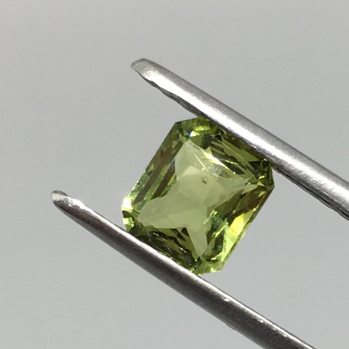 Green Sapphire Natural 1.04 Ct Bright Green Natural Sapphire - Etsy