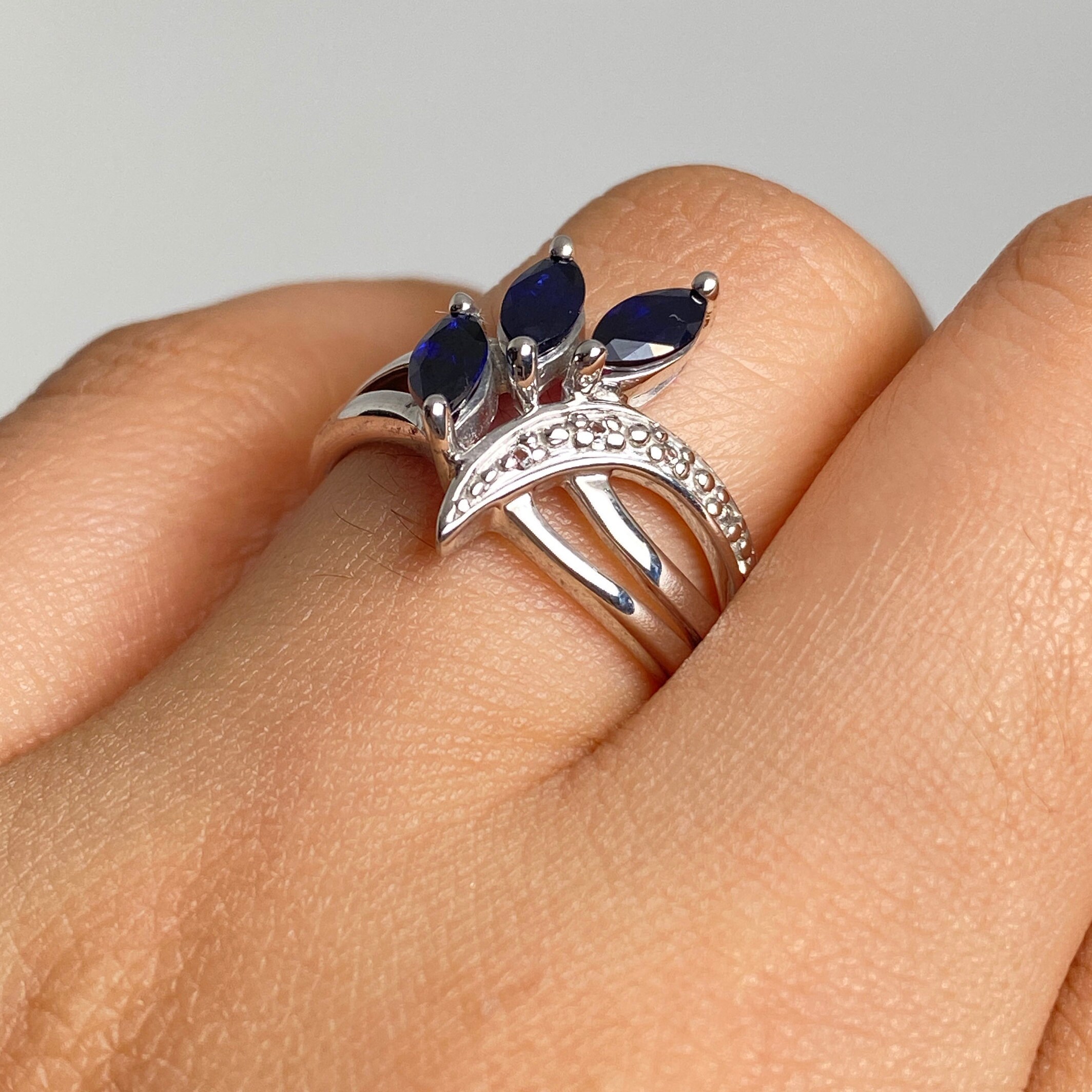 Natural Blue Sapphire Beautiful Sapphire Ring Sapphire | Etsy