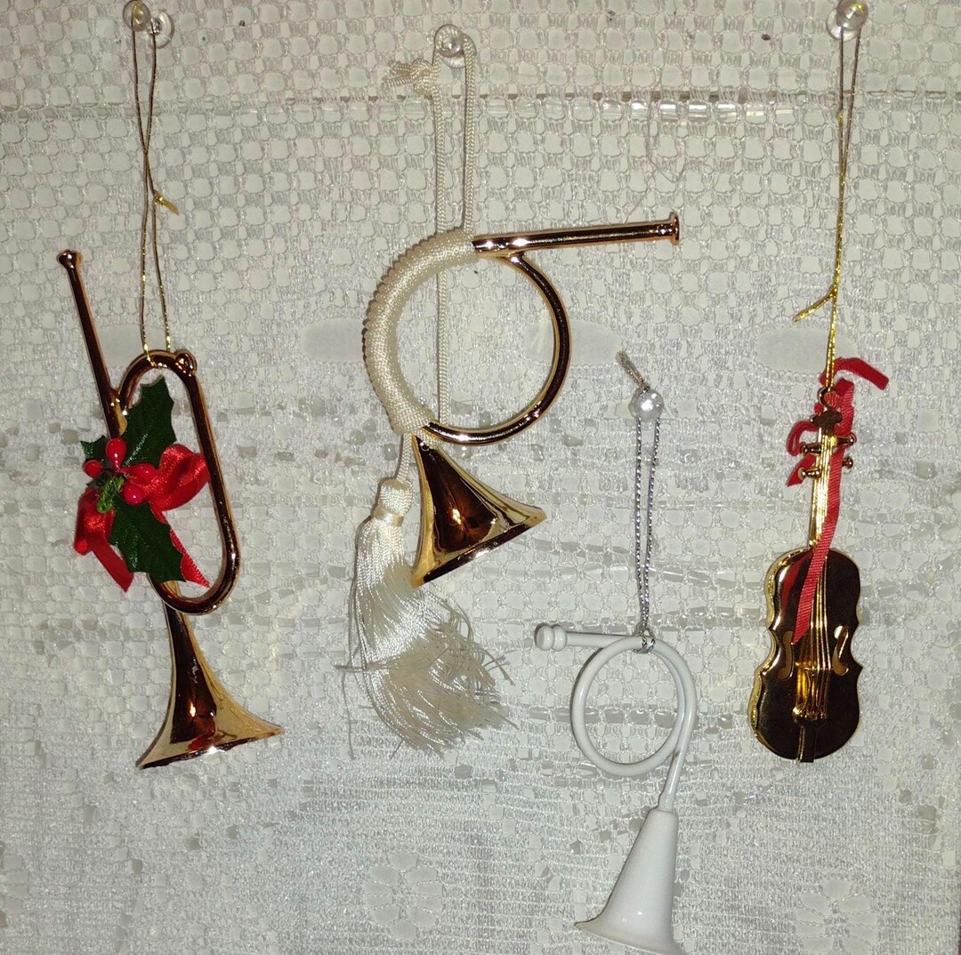 Vintage Christmas Musical Instruments Estate Bundle, 3 Horns and Violin ...