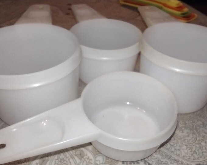 Vintage Tupperware Measuring Spoons and Cups - Etsy