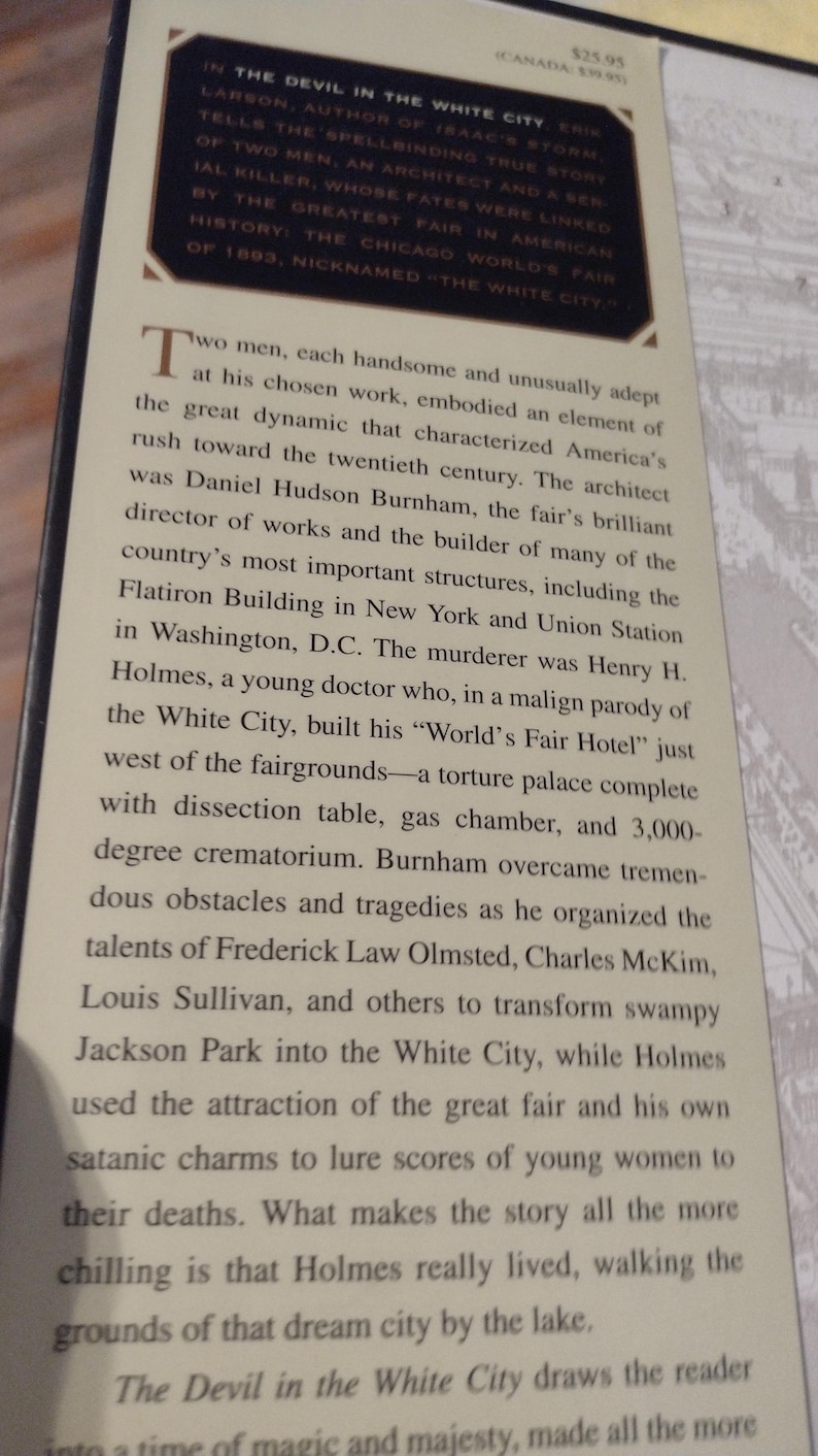 Erik Larson, the Devil in White City Hardback Book is Used Estate ...