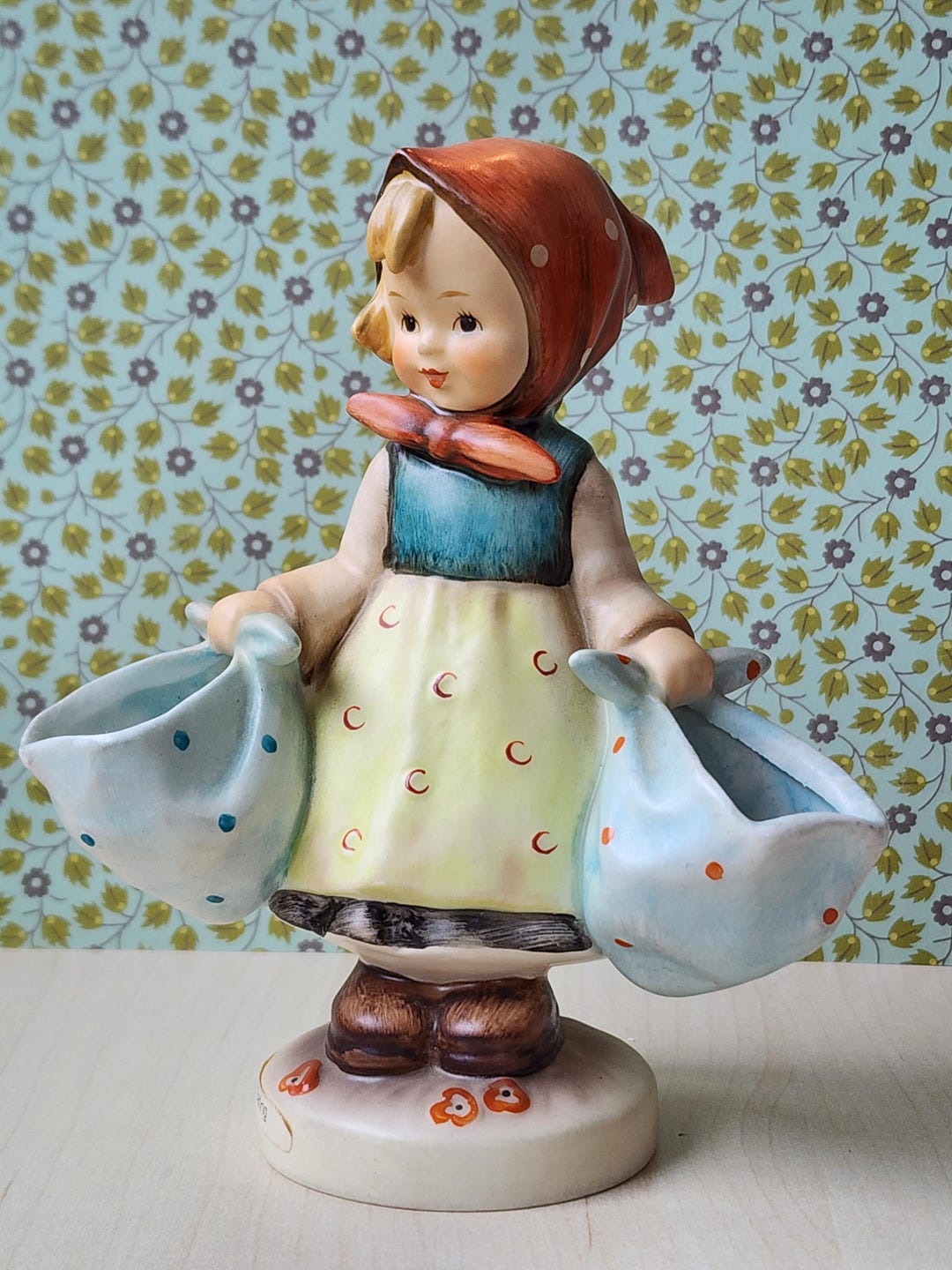 Vintage Retired Goebel Hummel 175 mother's Darling Figurine Orig Label ...