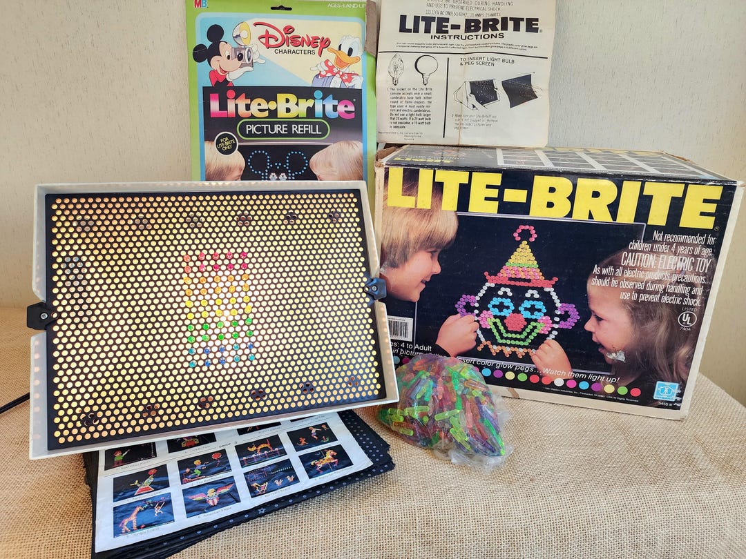 Vintage Lite Brite Complete W/pegs, Manual, Disney Pictures & Refill ...
