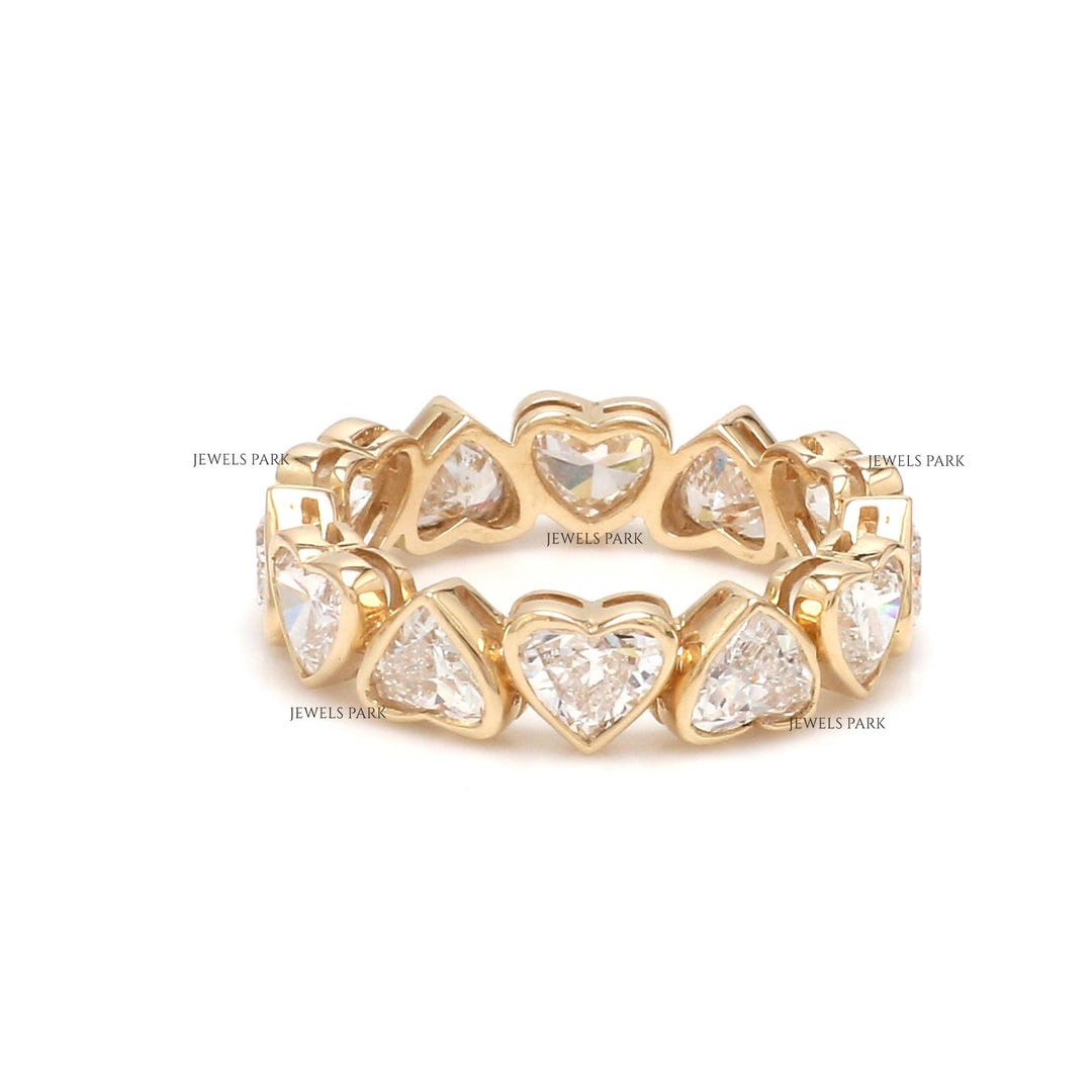Diamond Heart Bezel Ring Gold | Diamond | CVD Lab Grown Diamond Heart ...