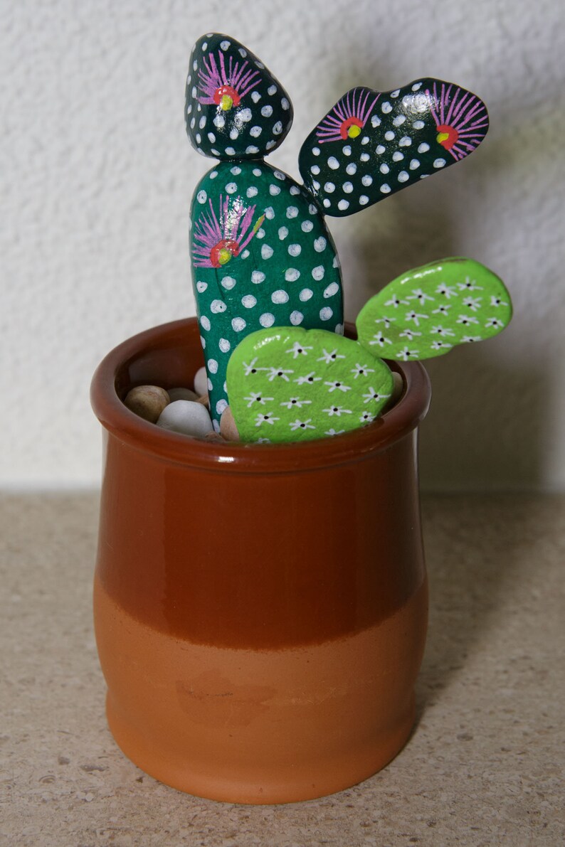 Hand-painted Pebble Cacti Vases - Etsy
