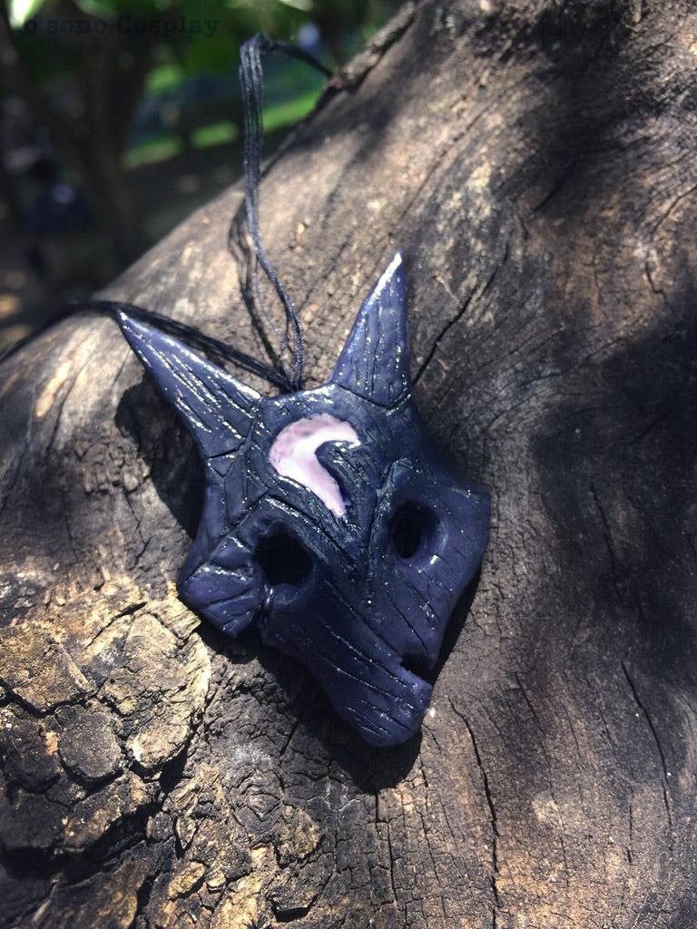 Kindred Necklace Wolf League of Legends Pendant Kindred Wolf - Etsy