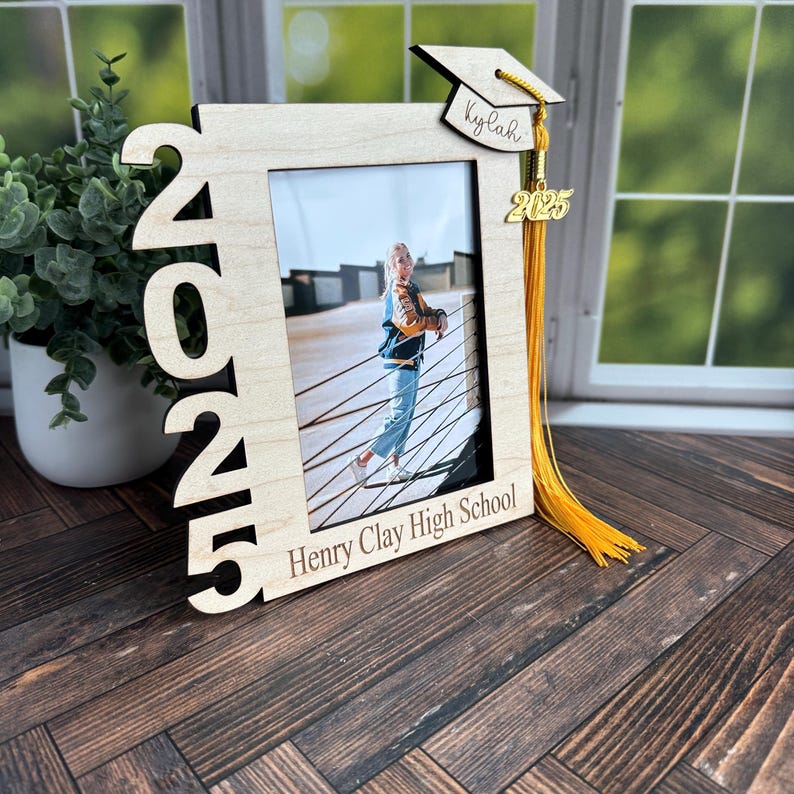 Personalized 2026 Graduation Tassel Holder Picture Frame, Custom 4X6 ...