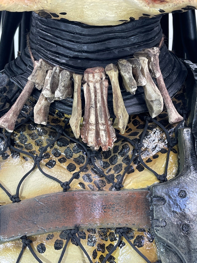 Predator Bust Scale 1:1 - Etsy