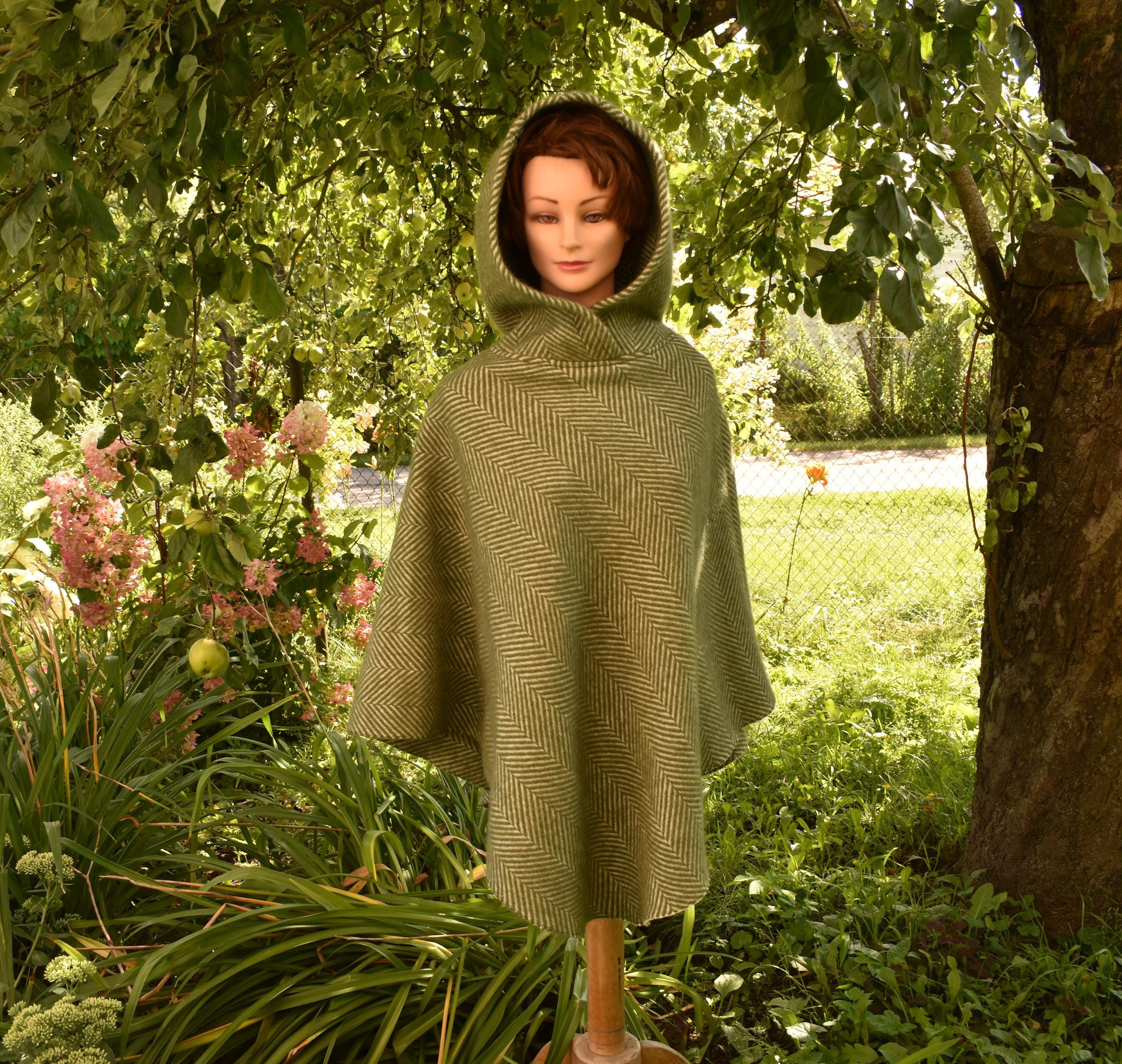 Extra Large Sized Emerald Green Lambs Wool Poncho XL Sized Green Lambs ...