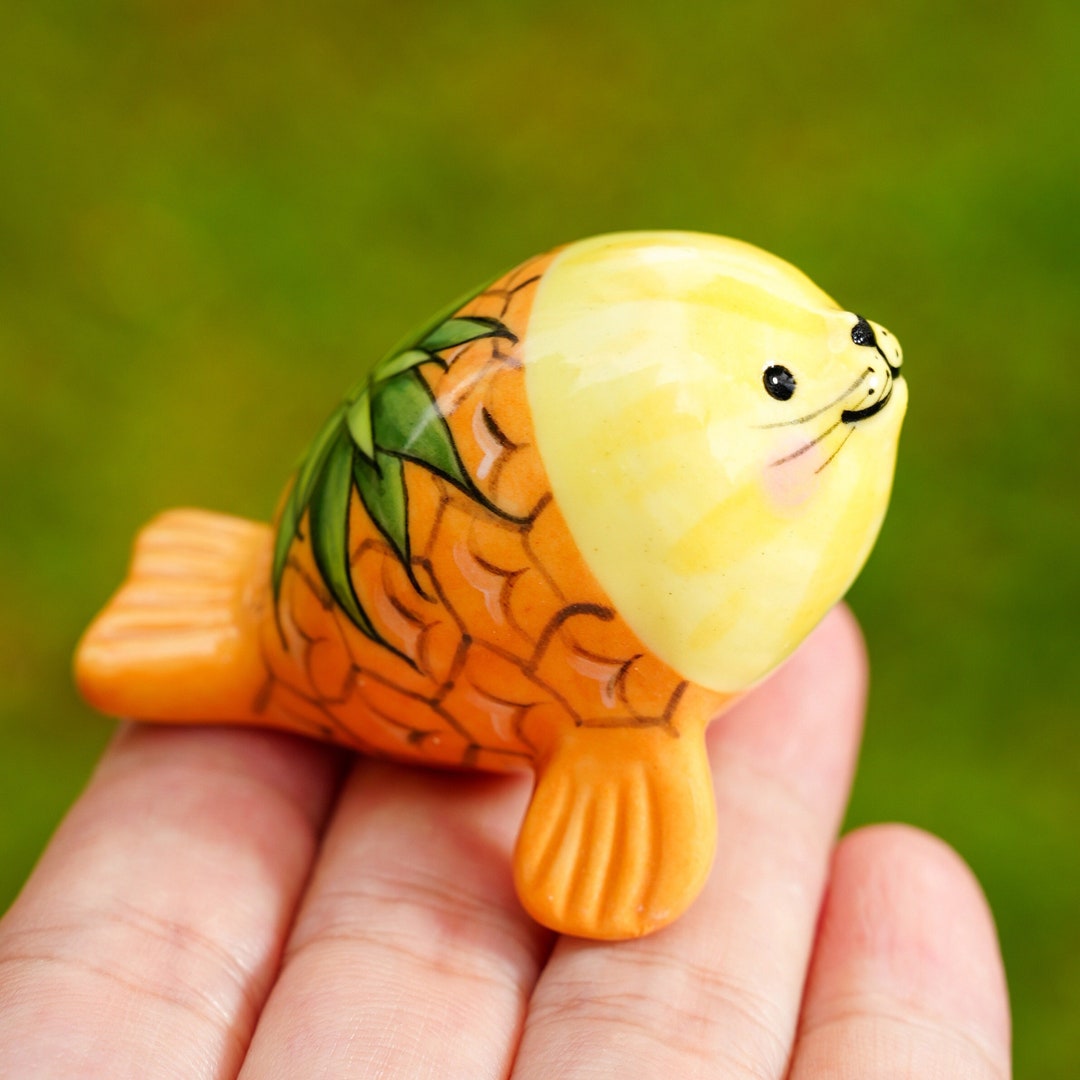 Cute Pineapple Seal, Mini Ceramic Seal Figurine, Fruit Animal Amazing ...