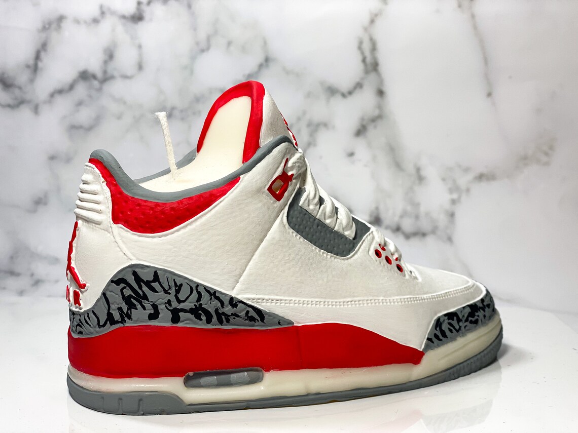 Retro 3s Sneaker Candle | Fire Red 3 | AJ3 Soy Candle - Etsy