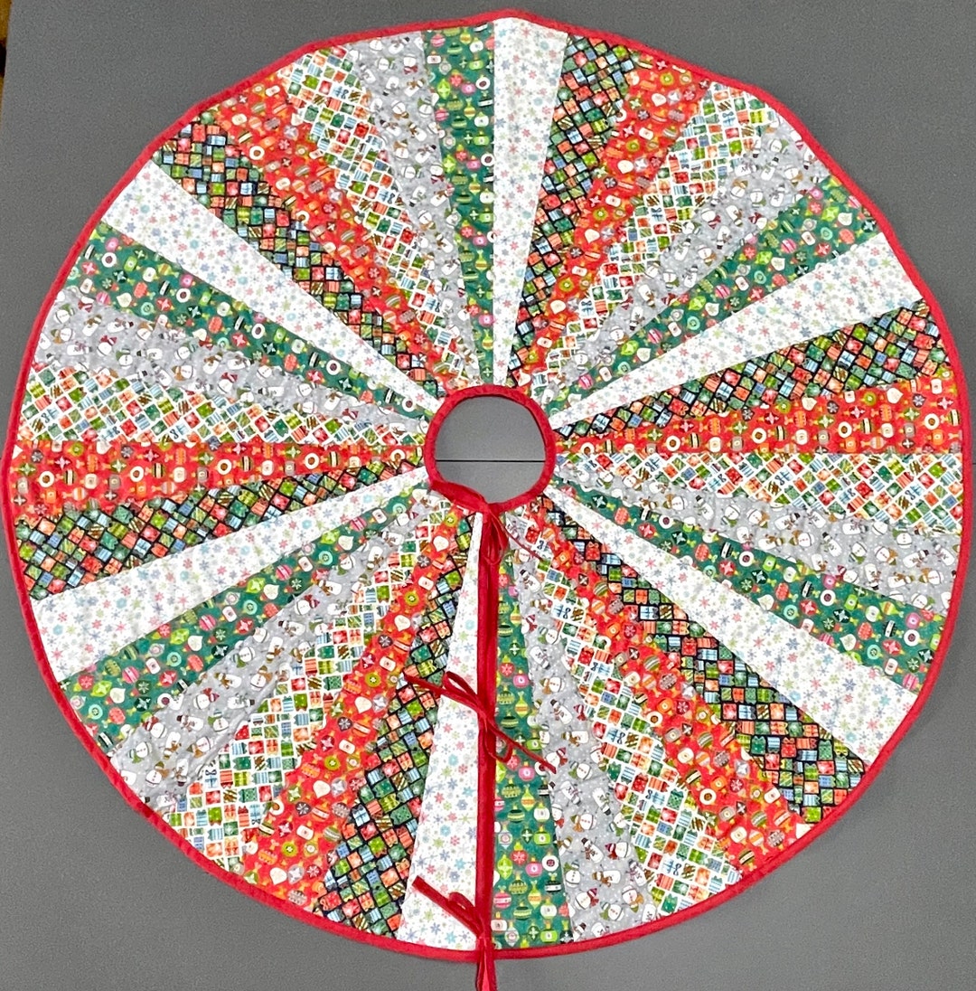 Christmas Tree Skirt, Handmade, Quilted, Cotton, Traditional, Colourful ...