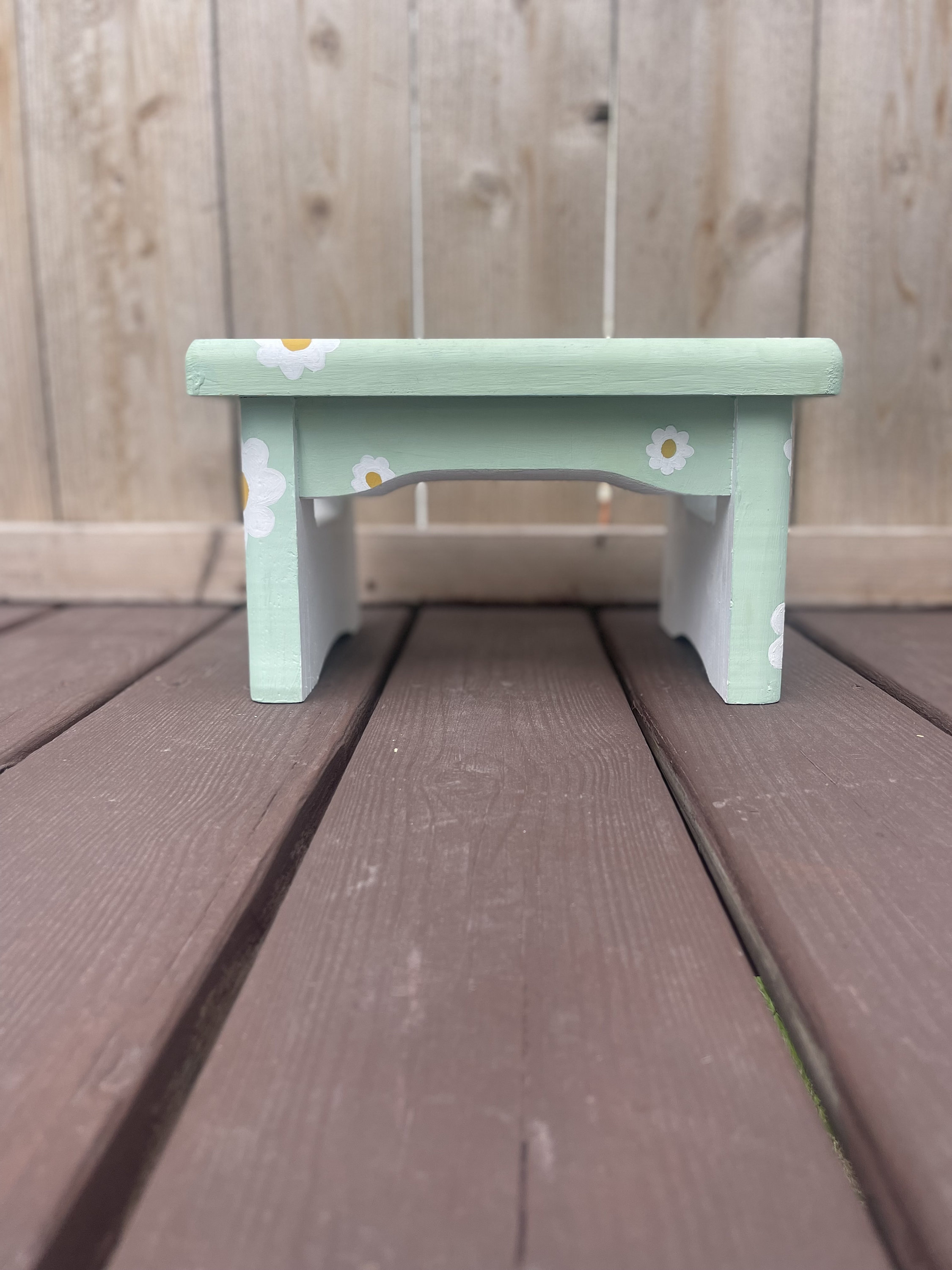 Personalized Hand Painted Retro Daisy Kids Step Stool - Etsy