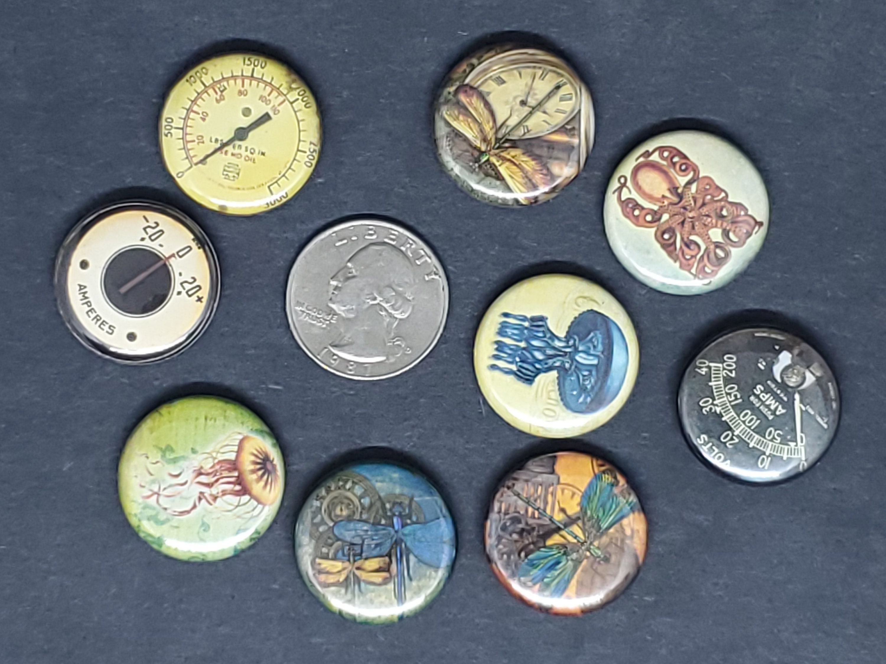 Pin up Girls 1 Magnet or Pin Back Button Set dots - Etsy